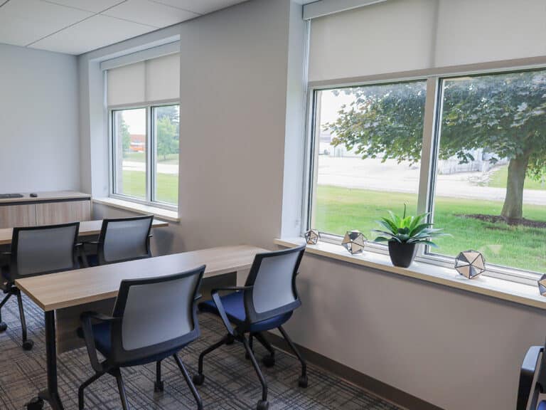 Inpro WT Commercial Roller Shades